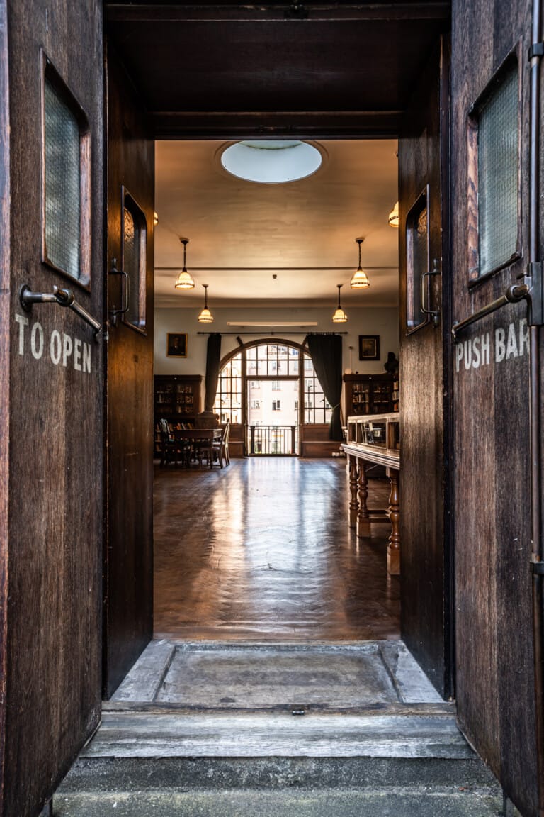 Conway Hall | Venue Hire Gallery